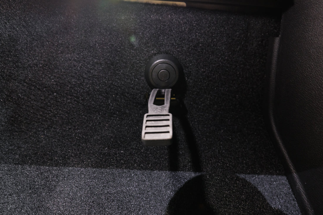 AEV Jack Base Under Dash Mounting Kit